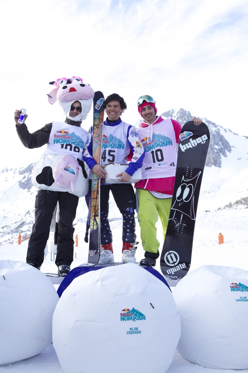 Red Bul Home Run_Podium2_©lacajazul.com_Red Bull Content Pool - El ...